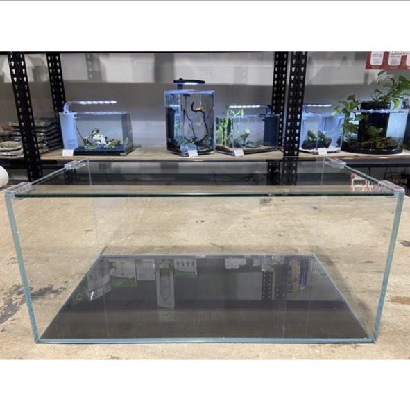 Crystal Clear Glass Tank, Pet Supplies, Homes & Other Pet Accessories ...