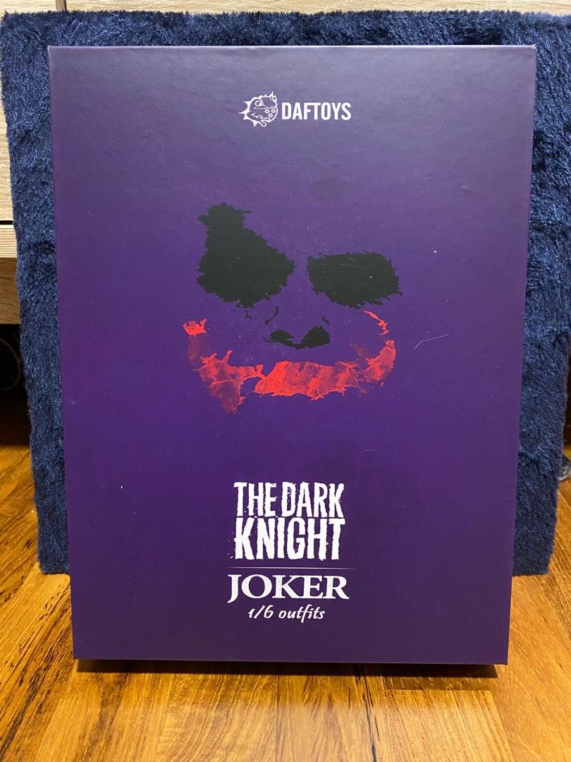 Daftoys 1/6 Heath Ledger Joker clothing set with weapons and rooted ...