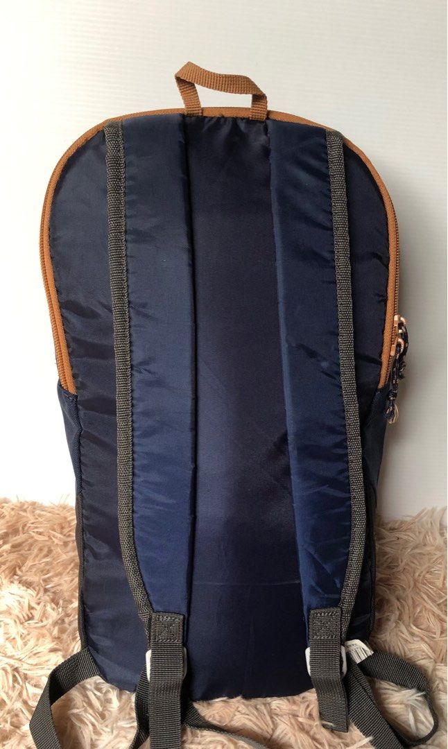 Decathlon Quechua 10L Backpack, Men's Fashion, Bags, Backpacks on Carousell