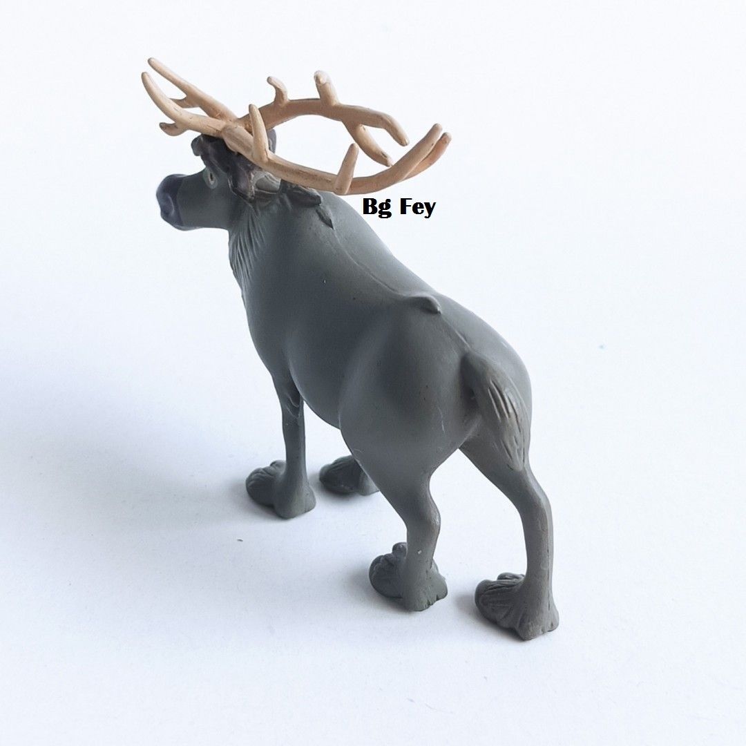 Disney Frozen II Sven PVC Static Figure, Toys & Collectibles, Mainan di ...