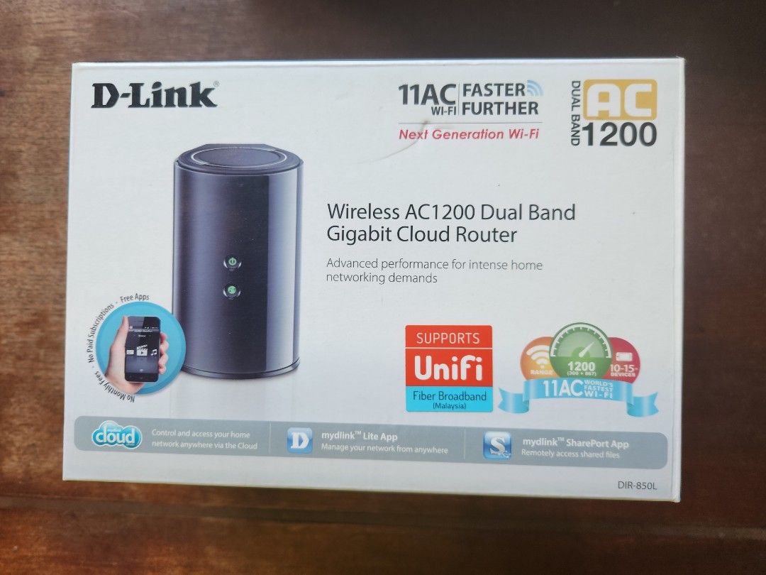 D-Link Wireless AC1200 Dual Band Gigabit Cloud Router, Computers & Tech ...