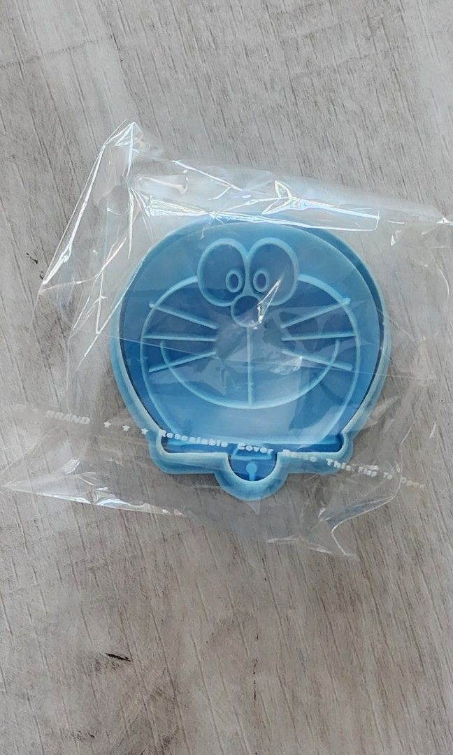 Doraemon + Dorami cookie cutter, Furniture & Home Living, Kitchenware ...