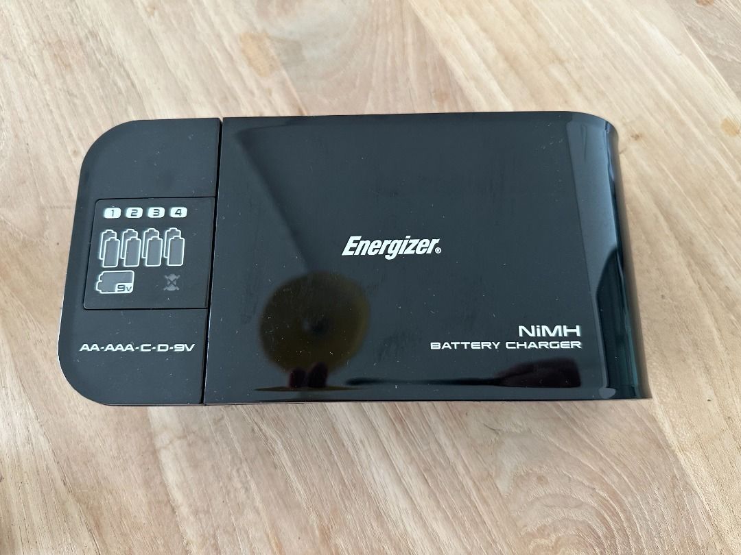 Energizer Rechargeable Battery Charger for C Cell, D Cell, AA, AAA, and ...