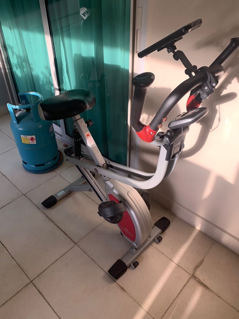 Exercise Bike (row bike), Sports Equipment, Exercise & Fitness, Cardio & Fitness Machines on ...