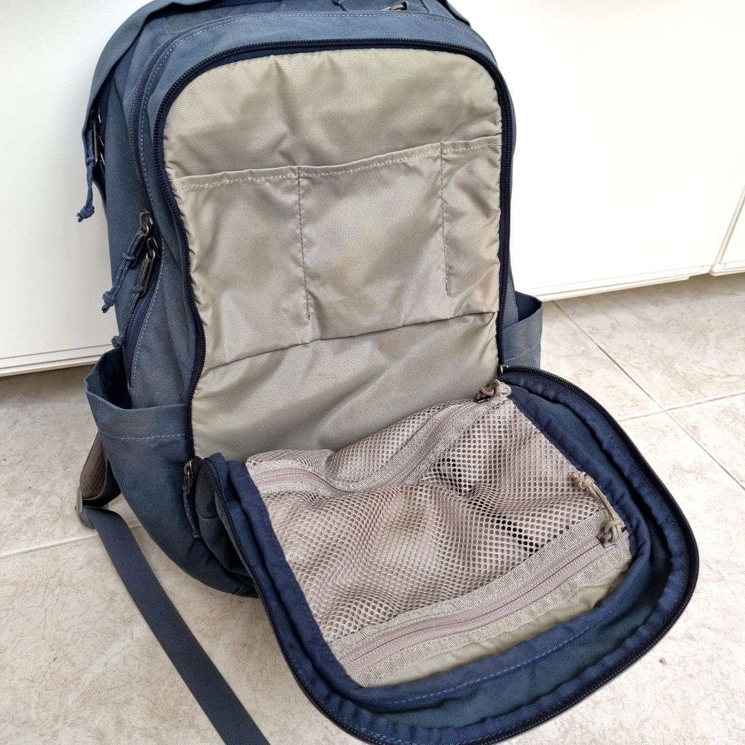 Fjallraven Raven 28 backpack, Men's Fashion, Bags, Backpacks on Carousell