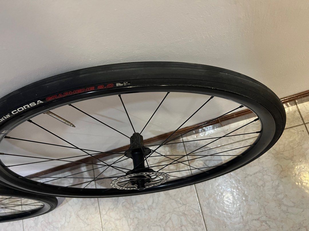 Giant PR-2 disc wheelset, Sports Equipment, Bicycles & Parts, Parts ...