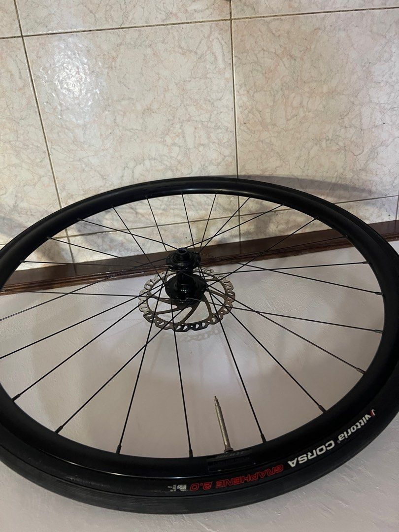 Giant PR-2 disc wheelset, Sports Equipment, Bicycles & Parts, Parts ...