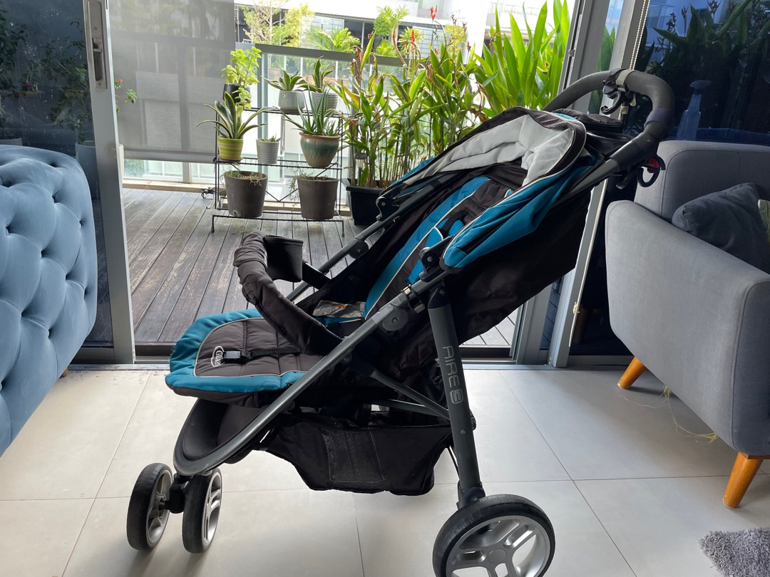 Graco heavy duty stroller, Babies & Kids, Going Out, Strollers on Carousell