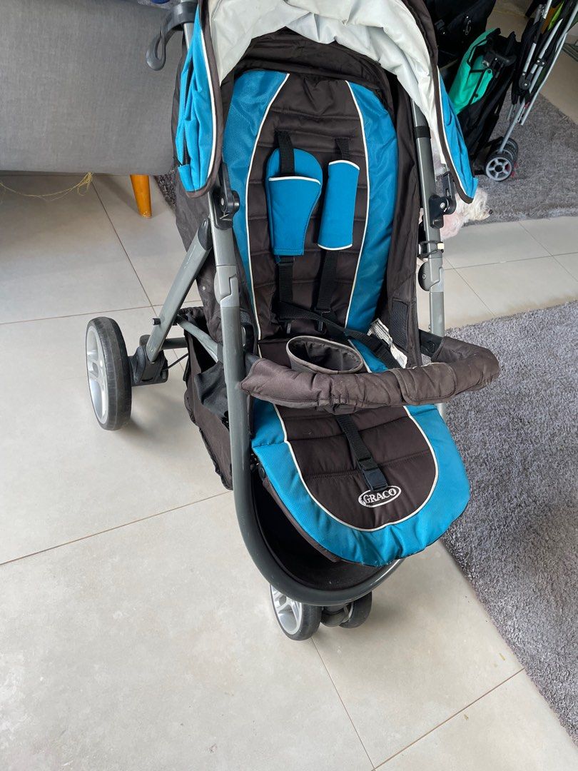 Graco heavy duty stroller, Babies & Kids, Going Out, Strollers on Carousell