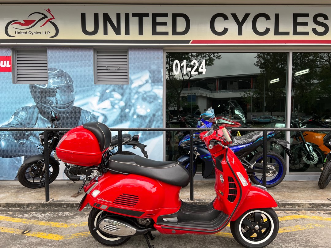 GTS300 VESPA, Motorcycles, Motorcycles for Sale, Class 2A on Carousell