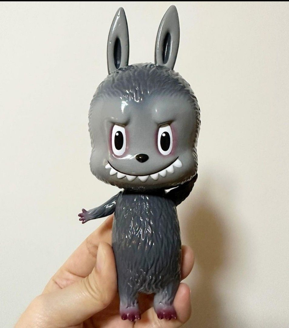 How2work Labubu original, 興趣及遊戲, 玩具 & 遊戲類 - Carousell