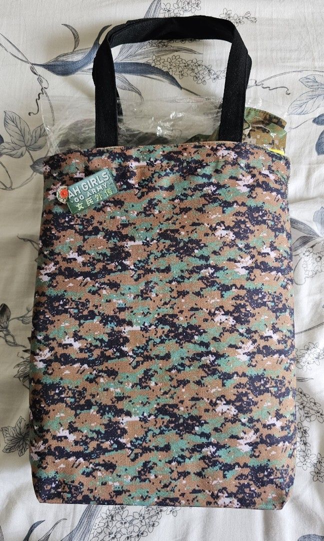 Jack Neo's Ah Girl go Army Uniform Merchandise, Hobbies & Toys ...