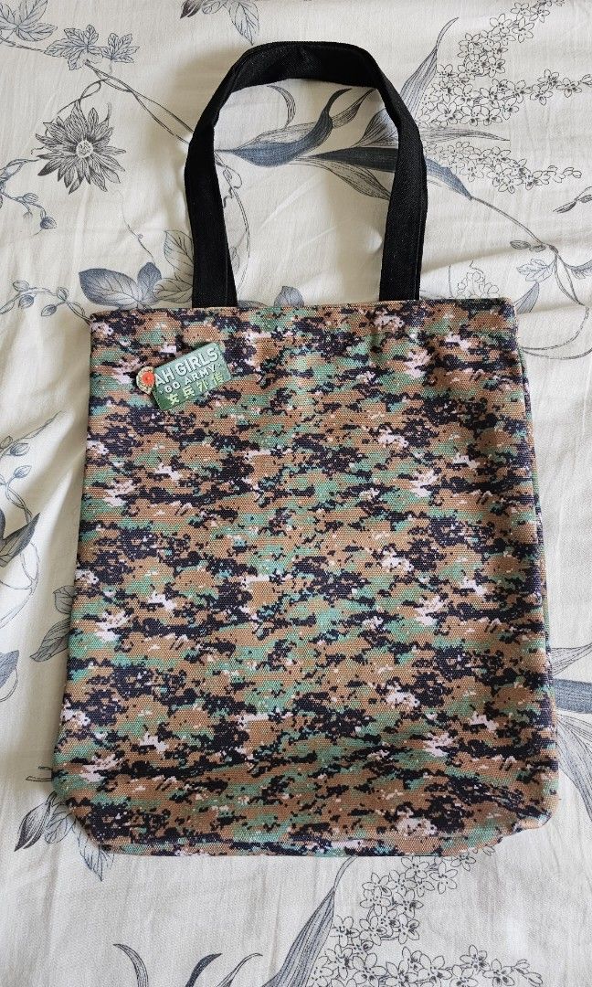 Jack Neo's Ah Girl go Army Uniform Merchandise, Hobbies & Toys ...