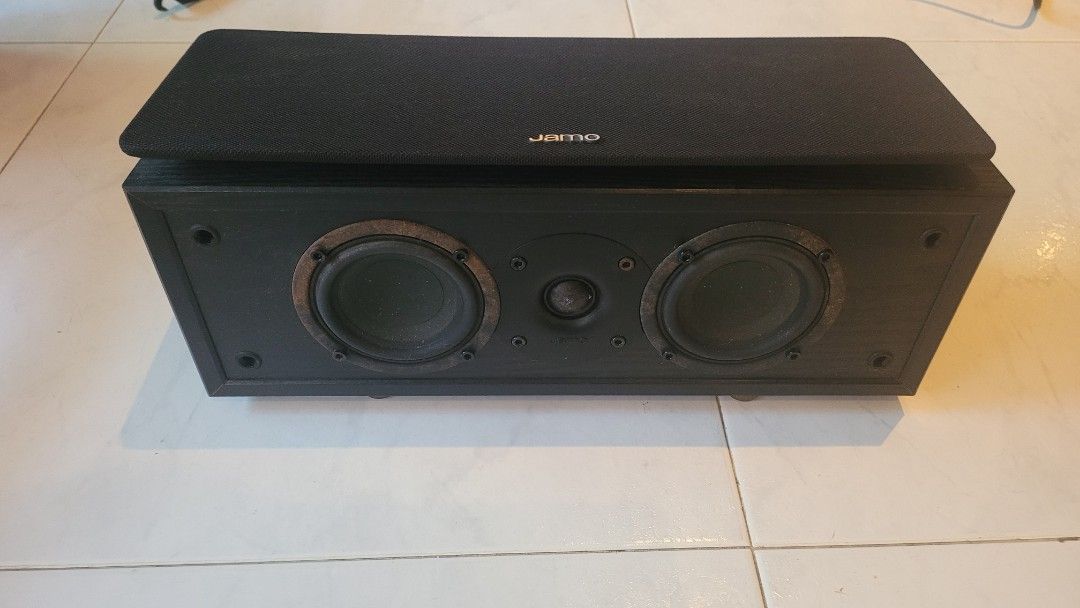 Jamo s41 CEN. 1 center speaker, Audio, Soundbars, Speakers & Amplifiers on Carousell