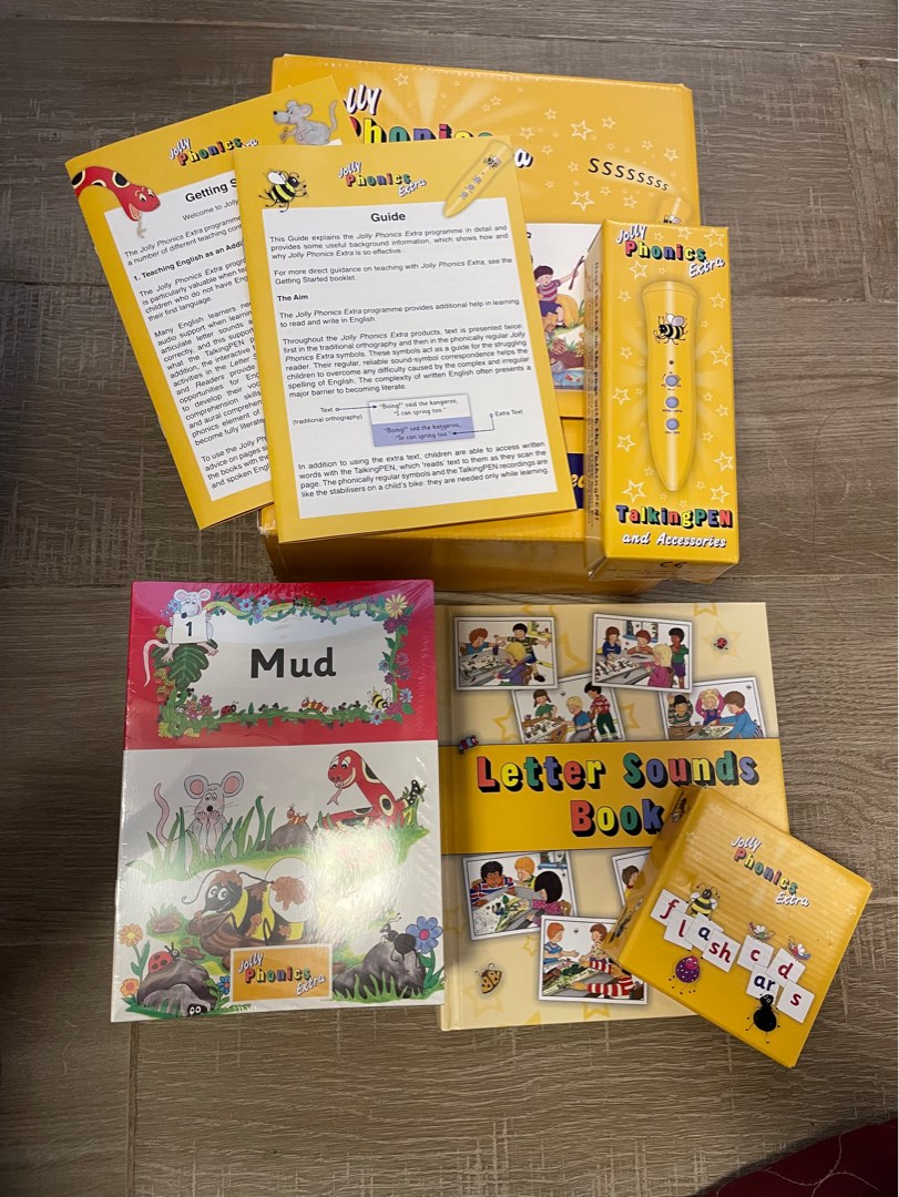 Jolly phonics Extra with talking pen, 興趣及遊戲, 書本 & 文具, 小朋友書 - Carousell