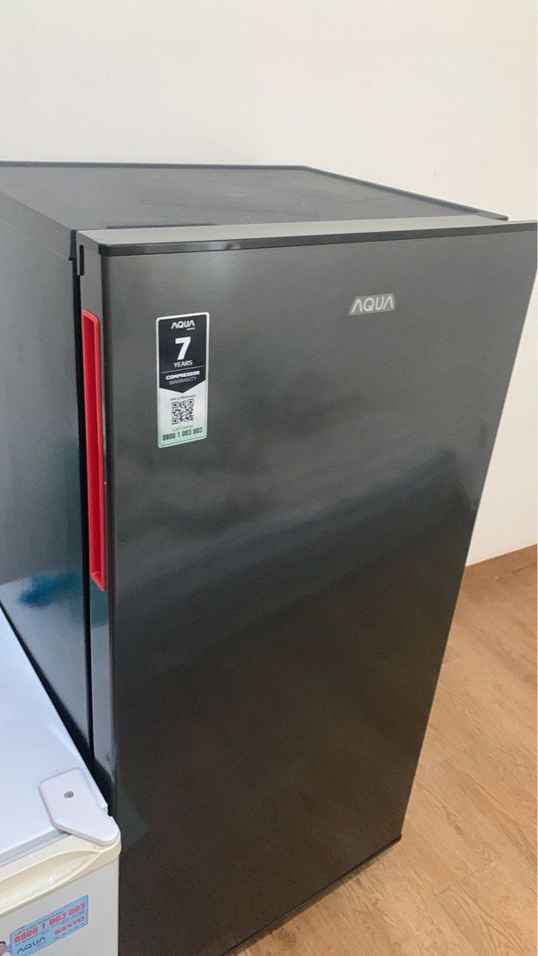 Kulkas AQUA Sharp 1 pintu AQRD 181, Kitchen & Appliances di Carousell