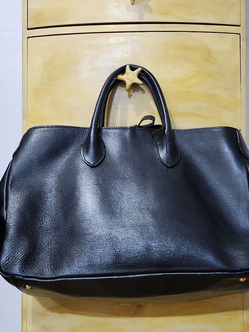 Lacse, Women's Fashion, Bags & Wallets, Shoulder Bags on Carousell