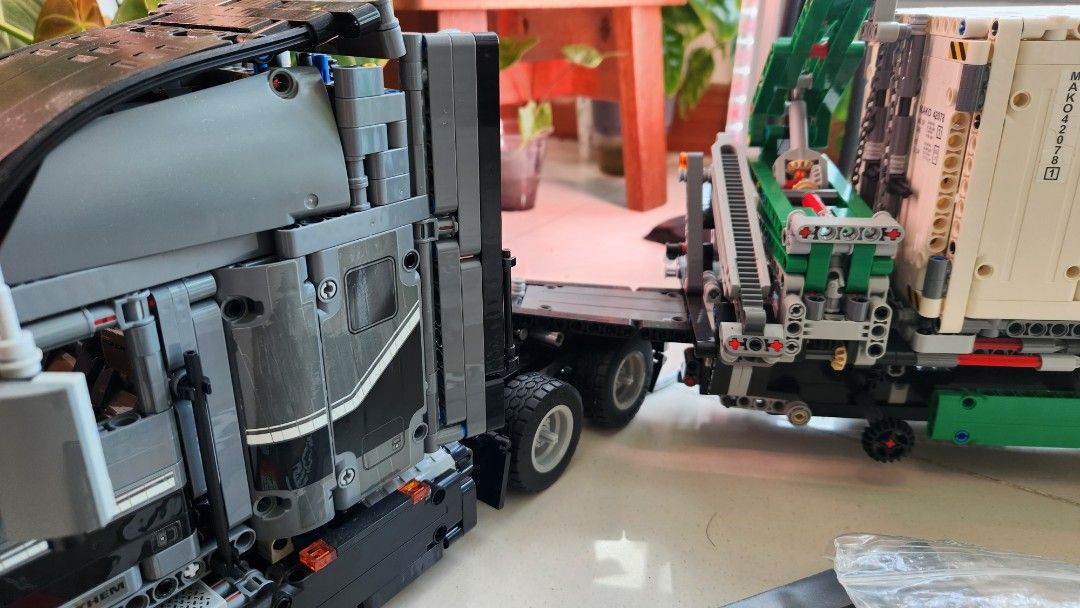 Lego Technic 42078, Hobbies & Toys, Toys & Games on Carousell