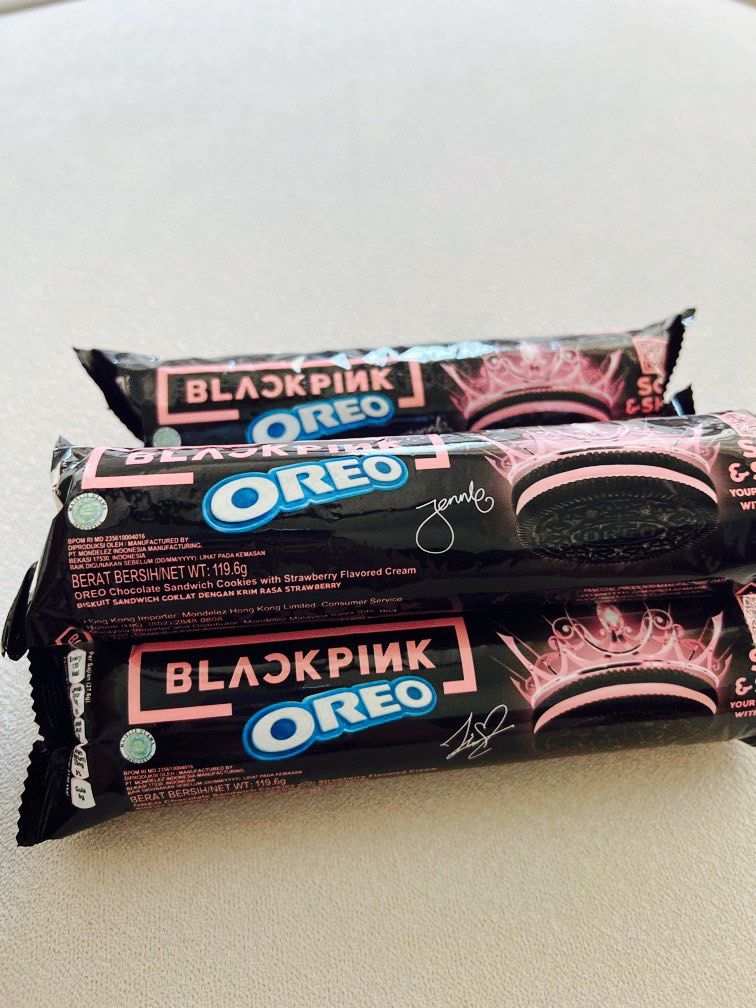 Limited edition Blackpink X Oreo pin, Food & Drinks, Other Food ...
