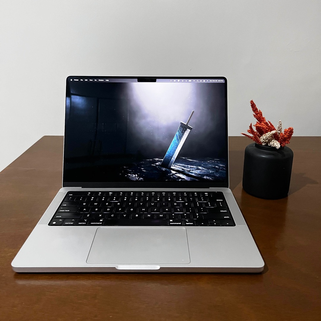 MacBook Pro M1 14" Inch Base Model Silver w/ Box, Computers & Tech ...