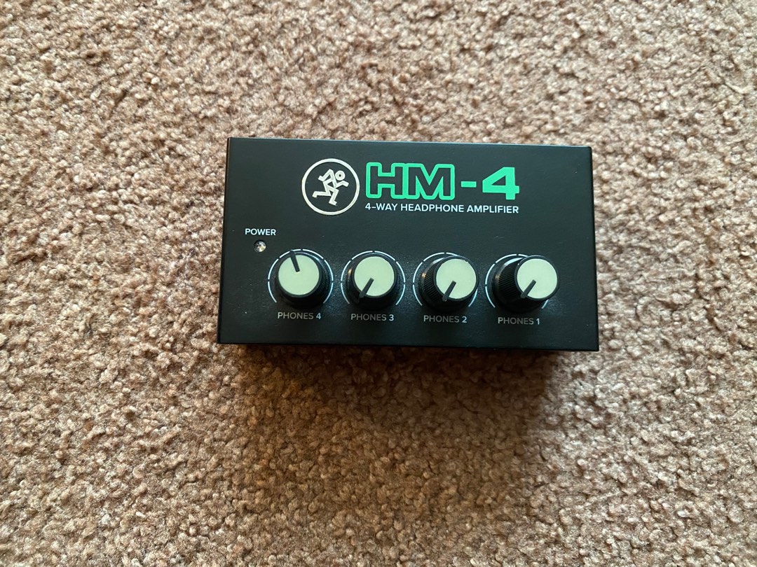Mackie HM-4 headphone amplifier, Hobbies & Toys, Music & Media, Musical ...