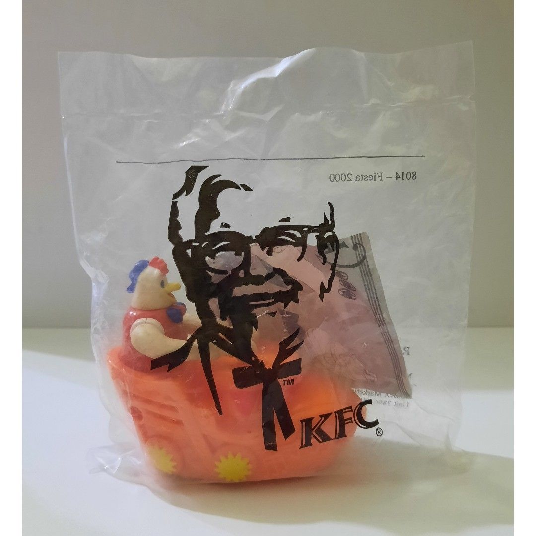 Mainan Chaki Meal KFC (per pcs), Bayi & Anak, Mainan & Baby Walker di ...