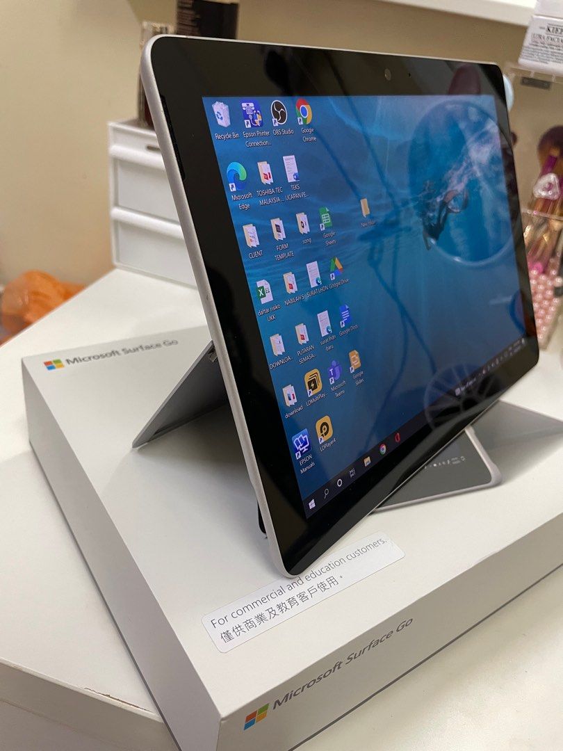 Microsoft Surface Go, Computers & Tech, Laptops & Notebooks on Carousell