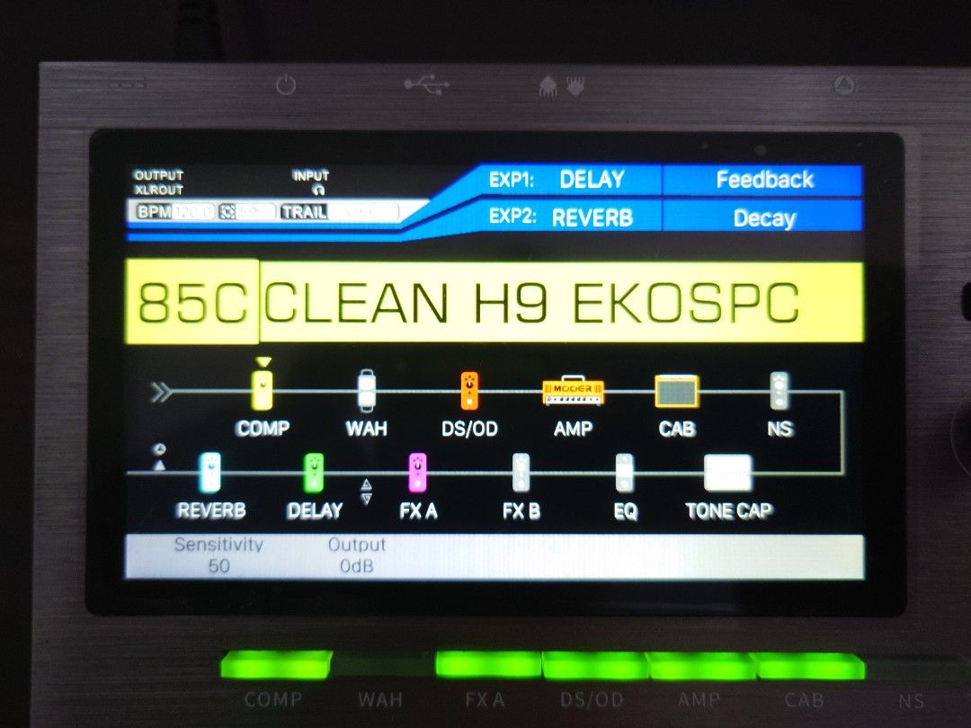 Mooer GE 300 lite, Hobbies & Toys, Music & Media, Musical Instruments ...