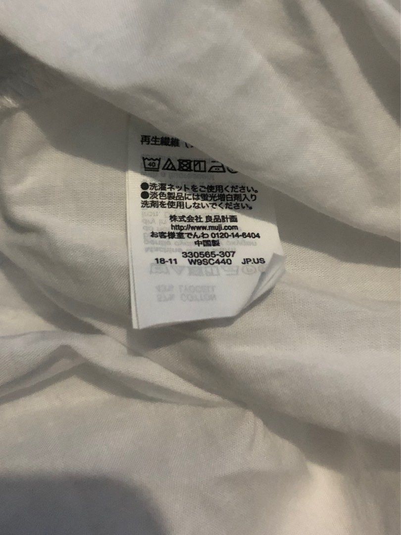 MUJI WHITE TOP, Women's Fashion, Tops, Blouses on Carousell