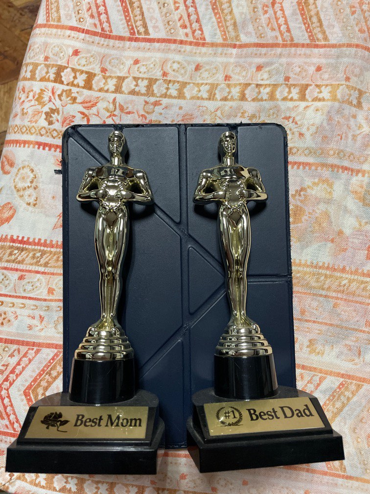Oscars trophy for Best Mom and Dad on Carousell