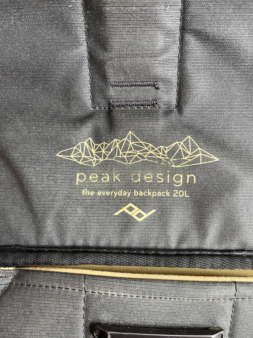 Peak Design Everyday Backpack 20L V1, Men's Fashion, Bags, Backpacks on Carousell