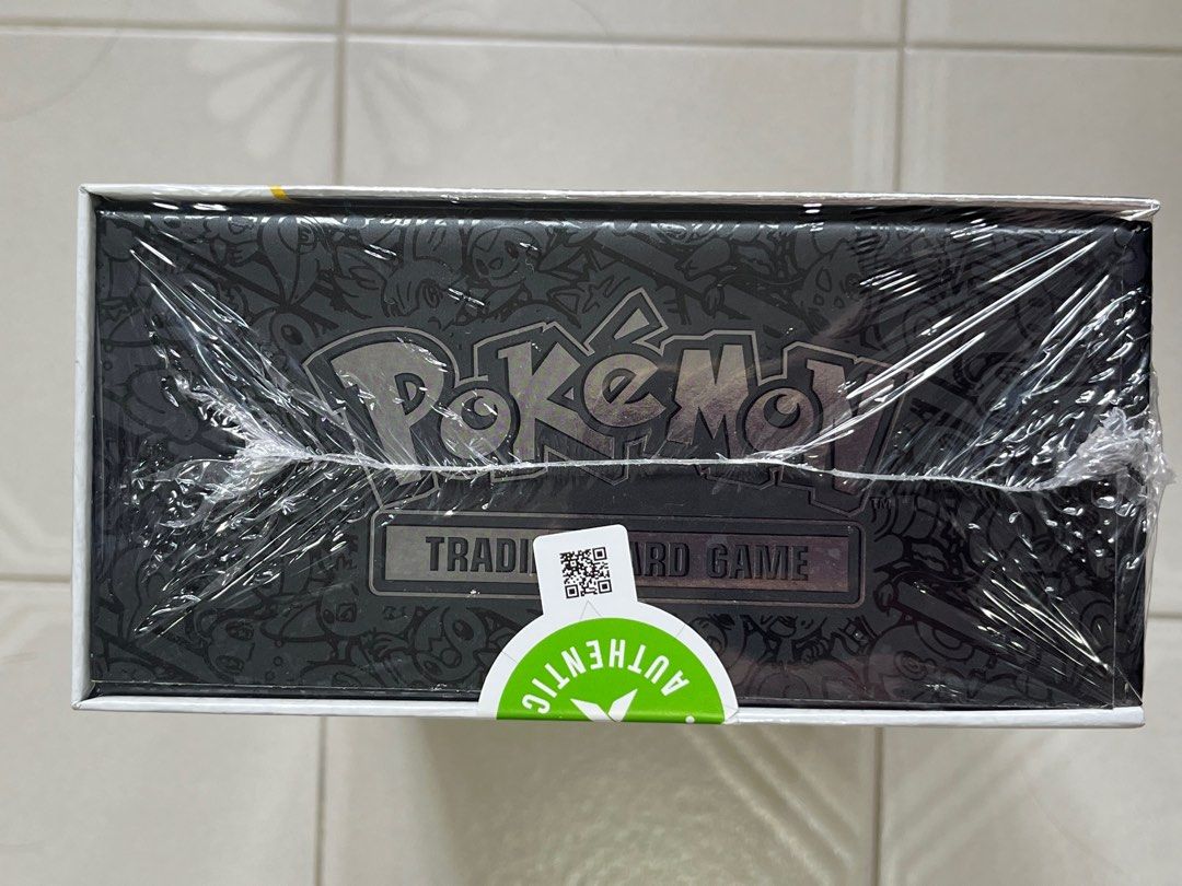 Pokemon 25th anniversary ultra premium collection box, Hobbies & Toys ...