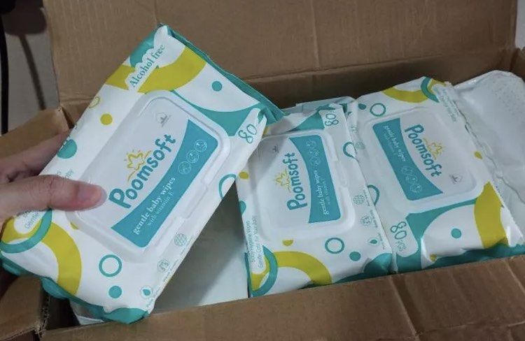 Poomsoft wet tissue, Babies & Kids, Bathing & Changing, Diapers & Baby ...