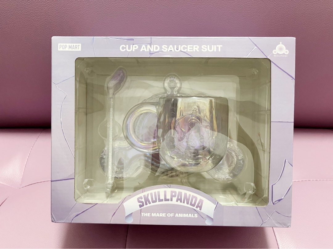 Pop Mart: Skullpanda The Mare of Animals - The Unicorn Iridescent Glass ...