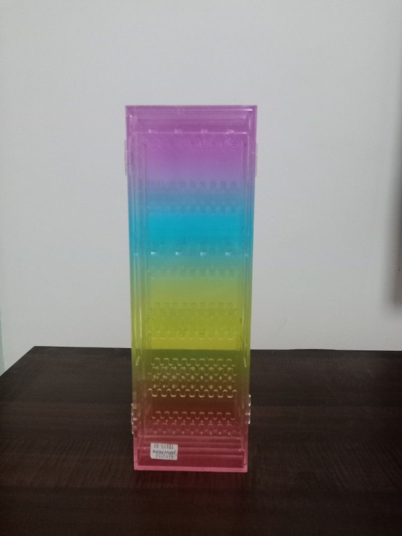 Rainbow Design Jewelry Holder, Women's Fashion, Jewelry & Organisers ...