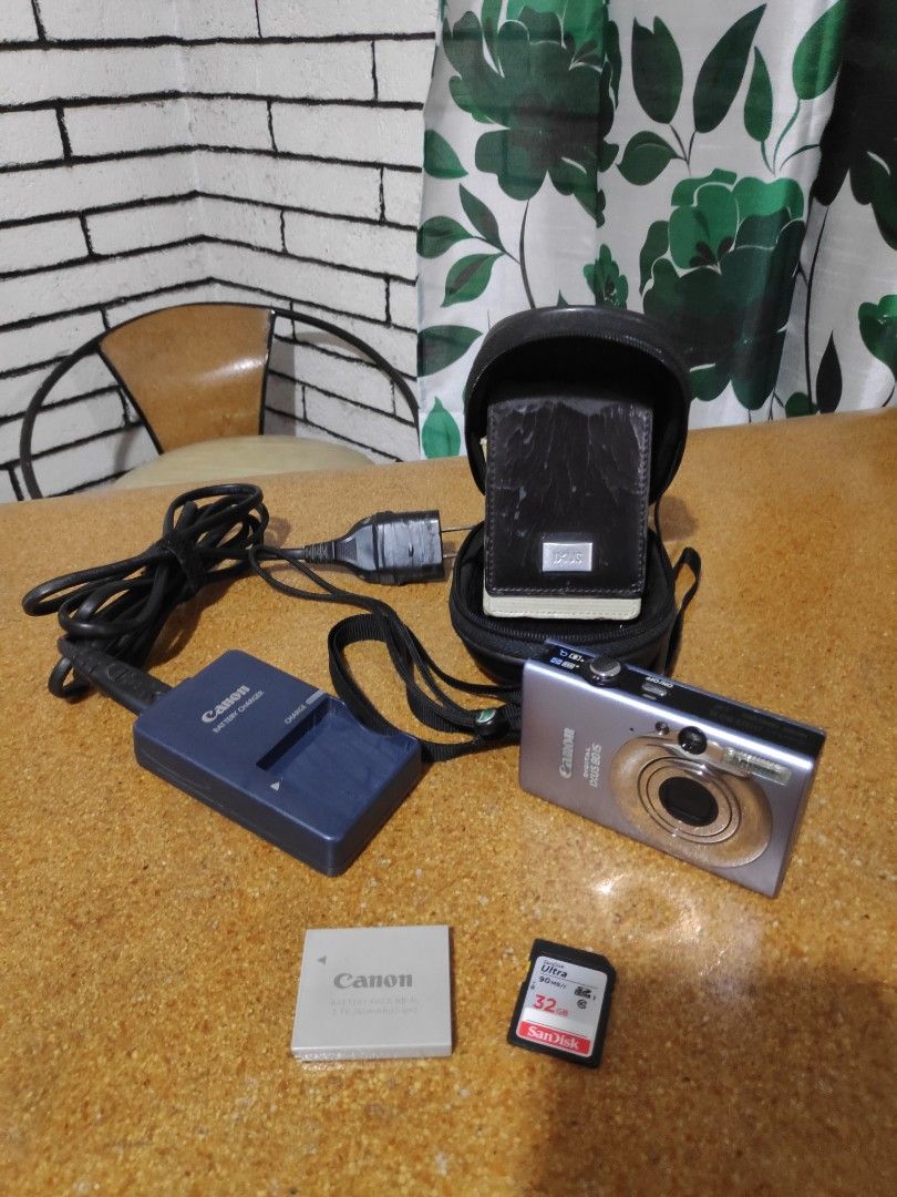 RARE Canon IXUS 80 IS Digicam Digital Camera, Photography, Cameras on ...