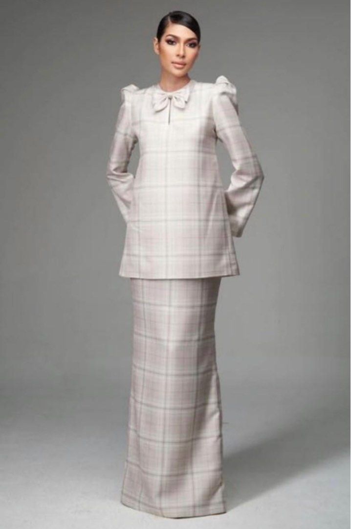 Rizman Ruzaini Raya RTW 2022 Whulan, Women's Fashion, Muslimah Fashion ...