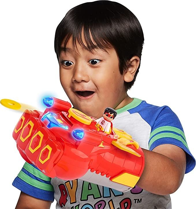 Ryan’s World Red Titan Lights and Sounds Gauntlet, Hobbies & Toys, Toys ...