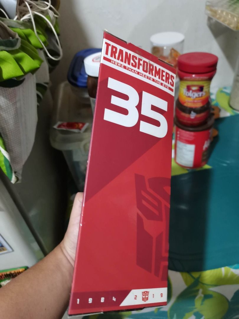 Siege Voyager Optimus Prime Cel-Shaded BIB Complete, Hobbies & Toys ...