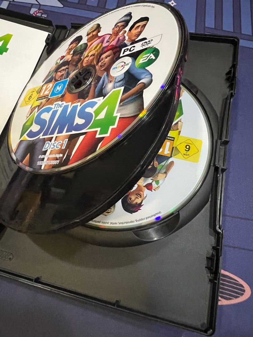 Sims 4 Disc Game (French Version) - WTS, Video Gaming, Video Games ...