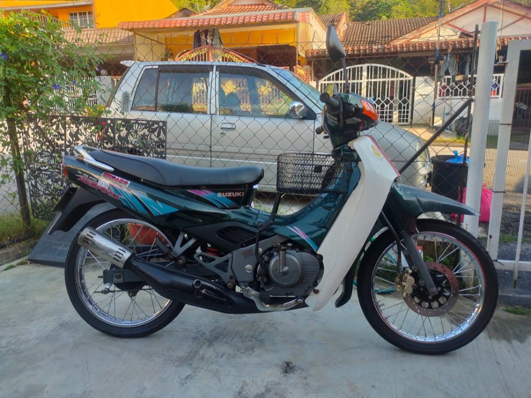 Suzuki RGV120 6 speed coverset rg, Motorbikes on Carousell