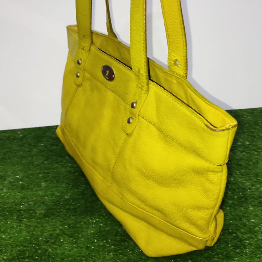 Tas Tote Fossil Kulit Asli Bekas Seken on Carousell