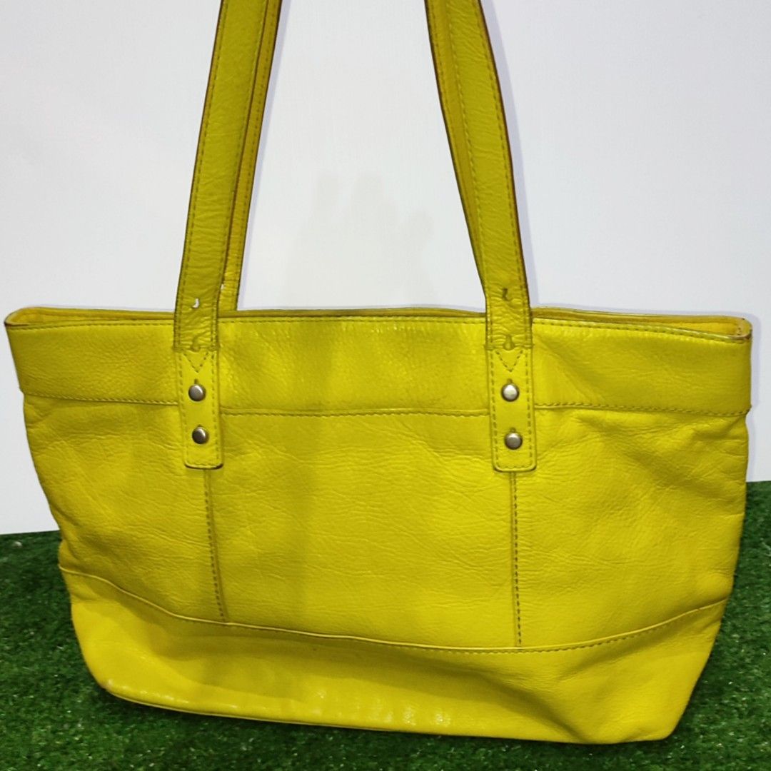 Tas Tote Fossil Kulit Asli Bekas Seken, Fesyen Wanita, Tas & Dompet di ...