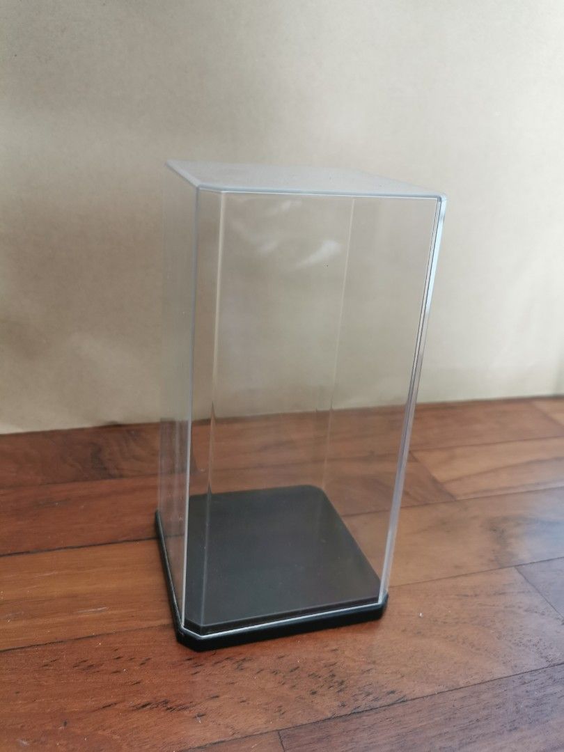 Transparent figurine display box, Hobbies & Toys, Toys & Games on Carousell
