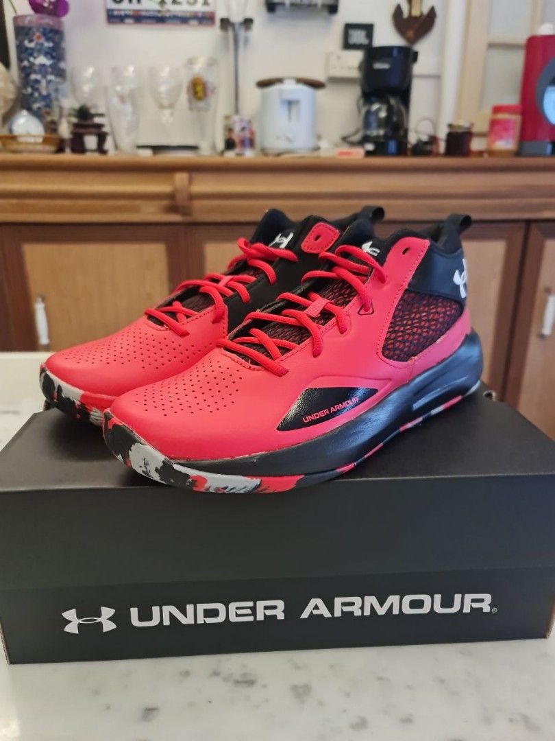 Under Armour Lockdown 5 US9 and 10 Basketball Shoe, Men's Fashion ...