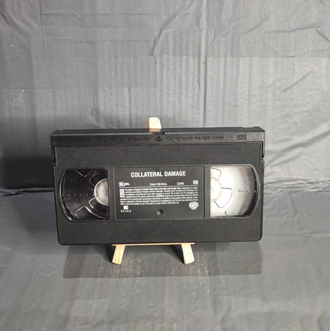 VHS Tapes Collateral Damage, Hobbies & Toys, Memorabilia & Collectibles ...