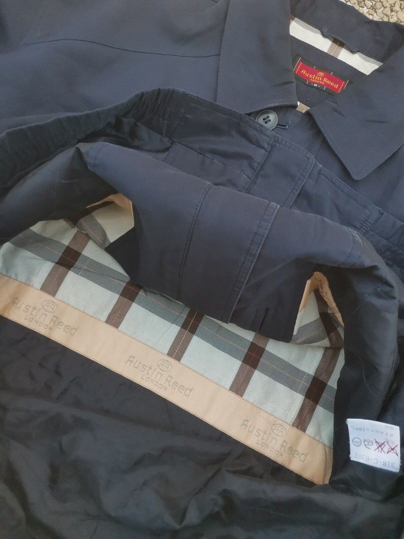 Vintage Austin Reed Harrington on Carousell