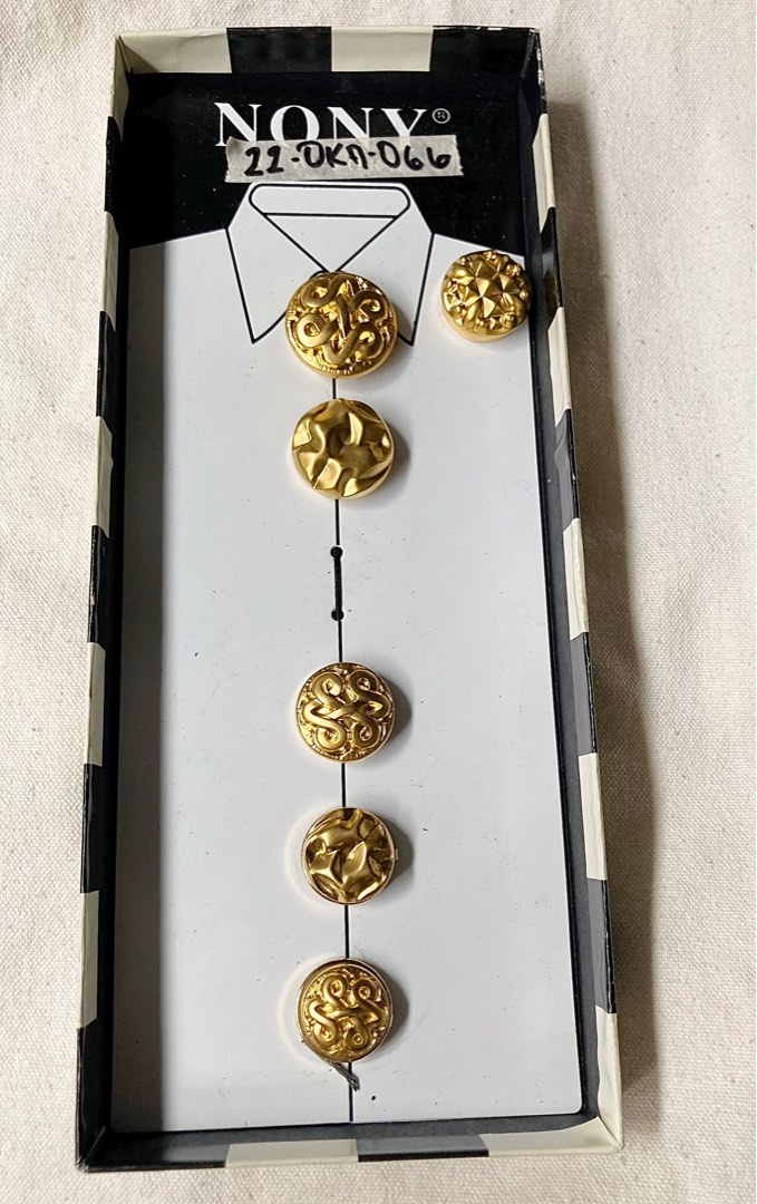 VINTAGE NONY NEW YORK Button Covers, Women's Fashion, Jewelry ...