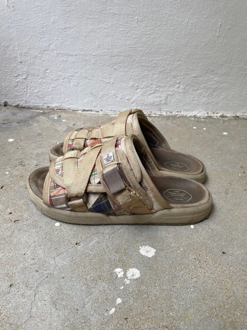 Visvim FIL Exclusive Christo, Men's Fashion, Footwear, Flipflops and ...