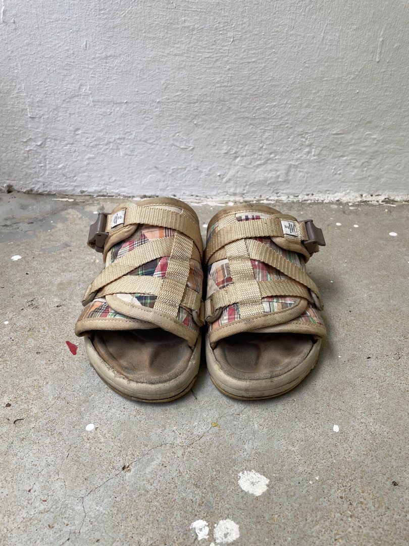 Visvim FIL Exclusive Christo, Men's Fashion, Footwear, Flipflops and ...